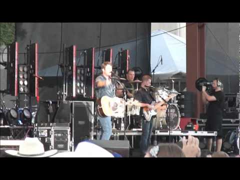Blake Shelton - Some Beach - YouTube