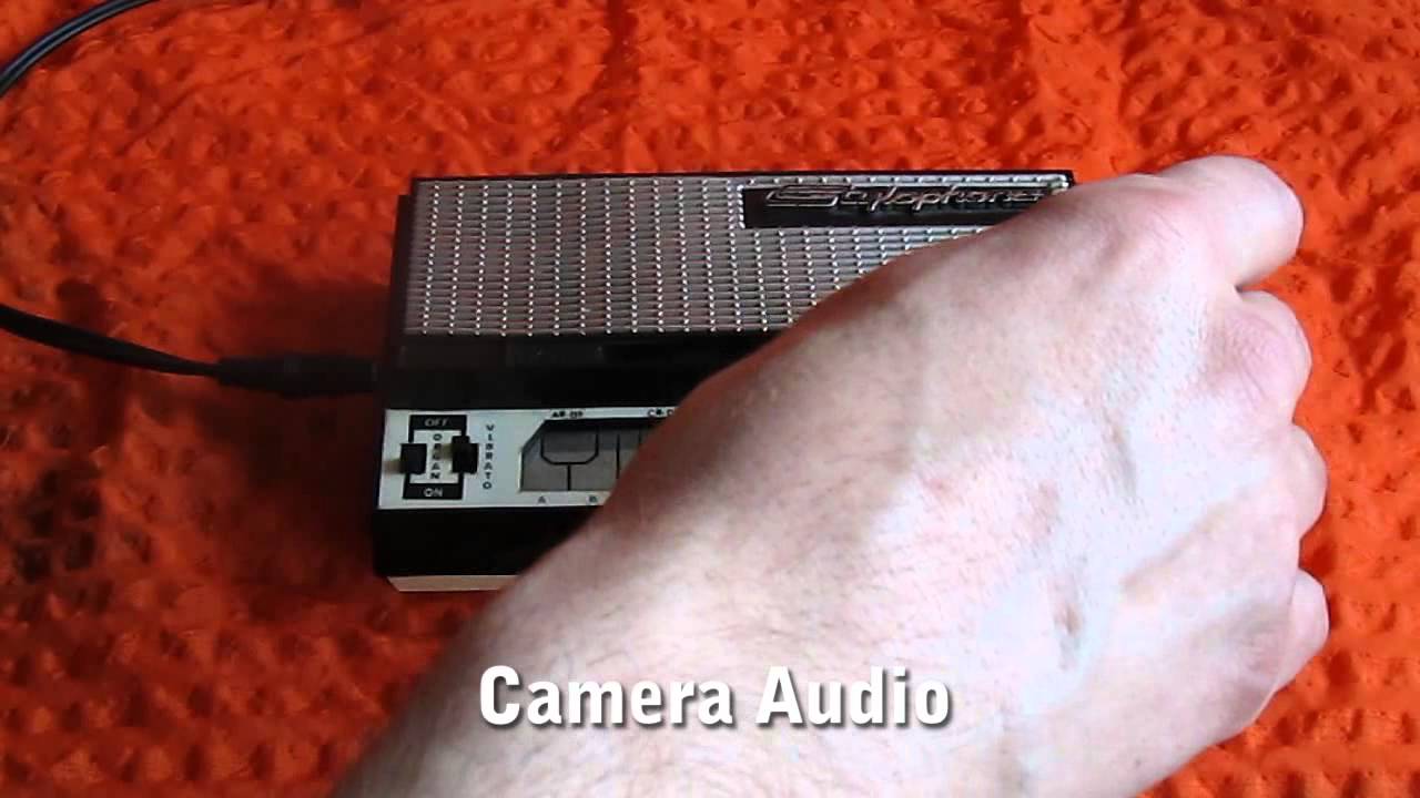 1960's Stylophone Demonstration - YouTube