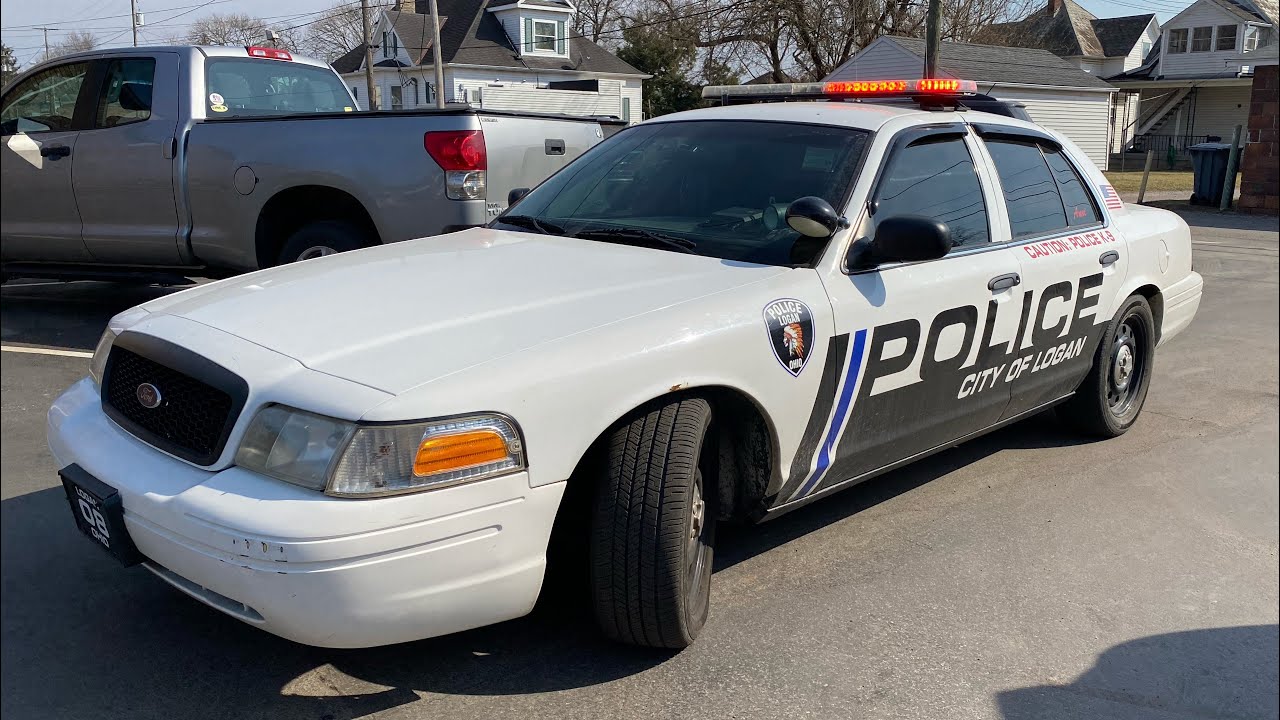 Logan Police Department Ford Crown Victoria - YouTube