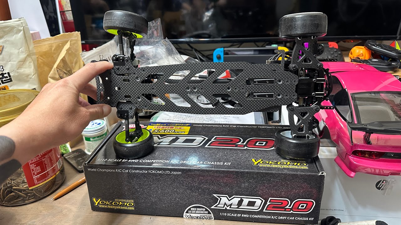 開箱 組裝 日本 yokomo MD2.0 master drift 遙控 甩尾車 - YouTube