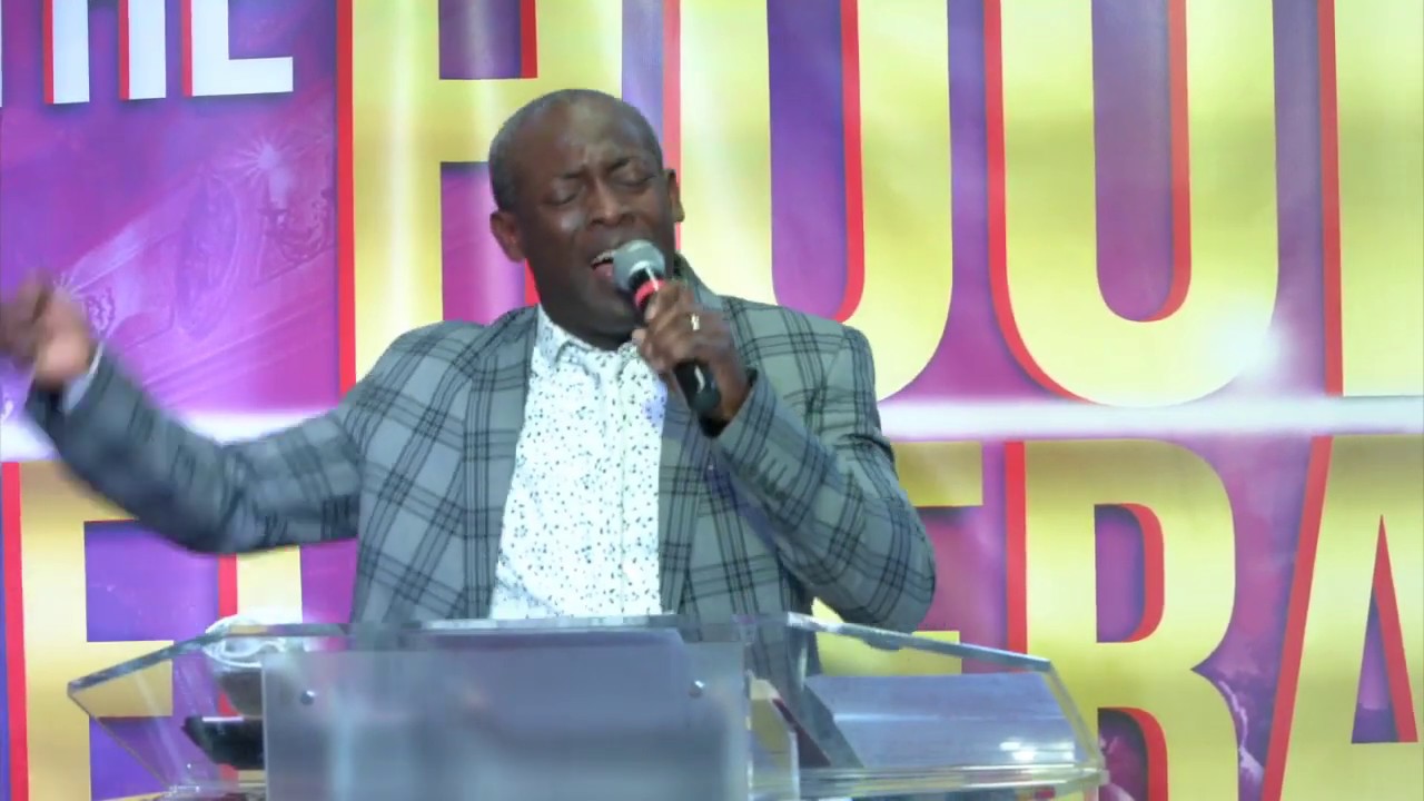 Fighting The Battle On The Altar (Pastor Fred) - YouTube