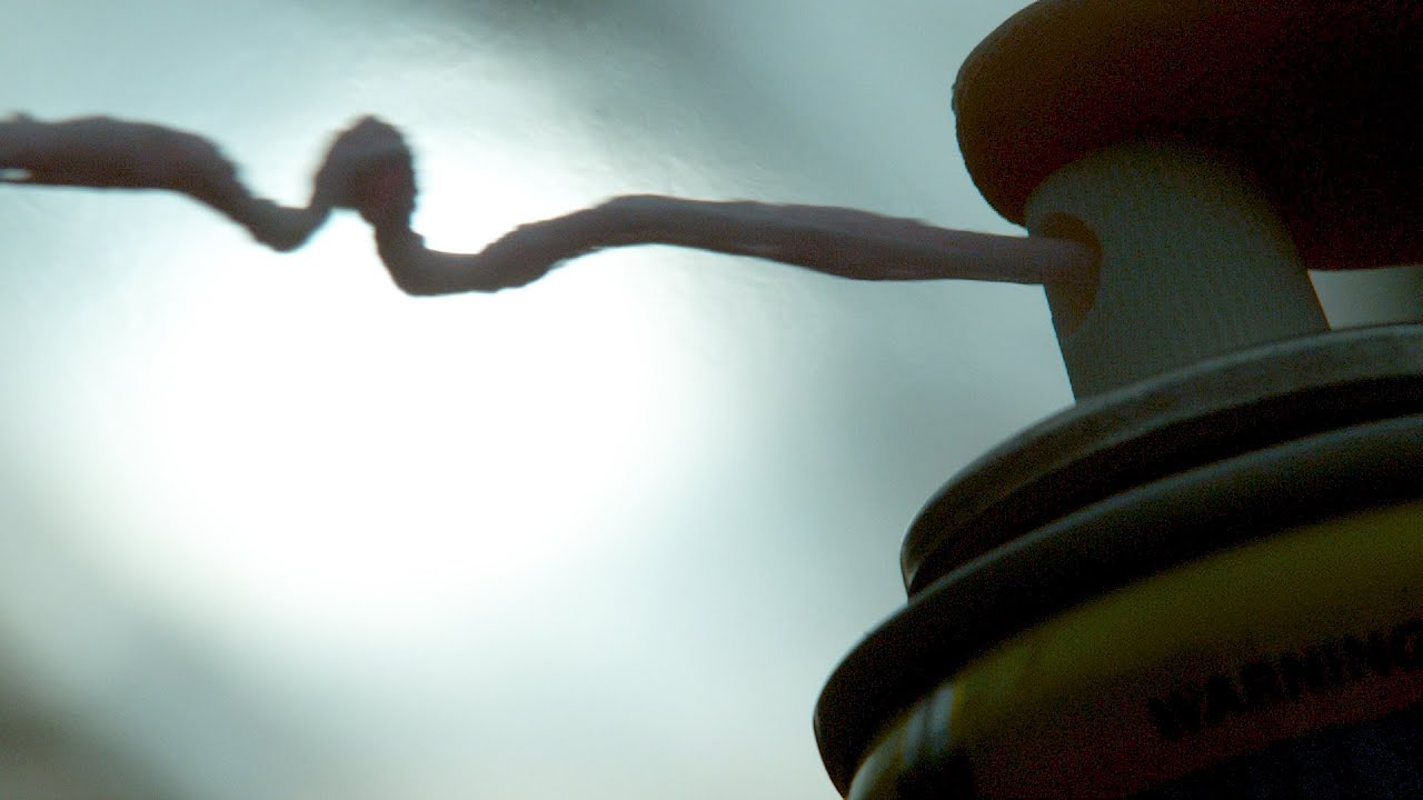 SILLY STRING in MACRO SLOWMOTION #macro #asmr #satisfying #slowmo - YouTube