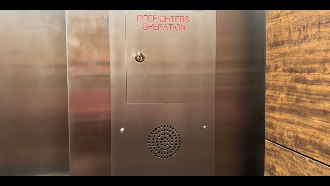 18:9: Montgomery Traction Elevators At ASU Bateman Physical Sciences F ...