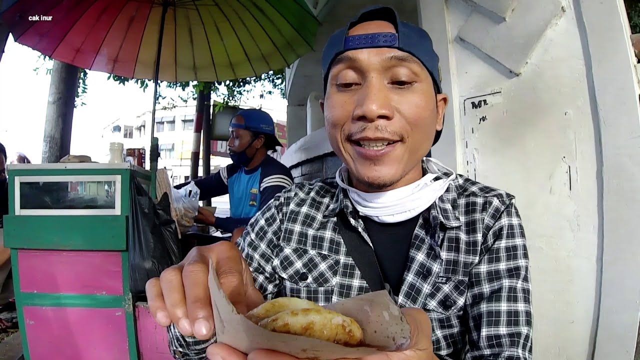 JAJANAN LEGENDARIS KUE RANGIN - INDONESIA STREET FOOD - YouTube