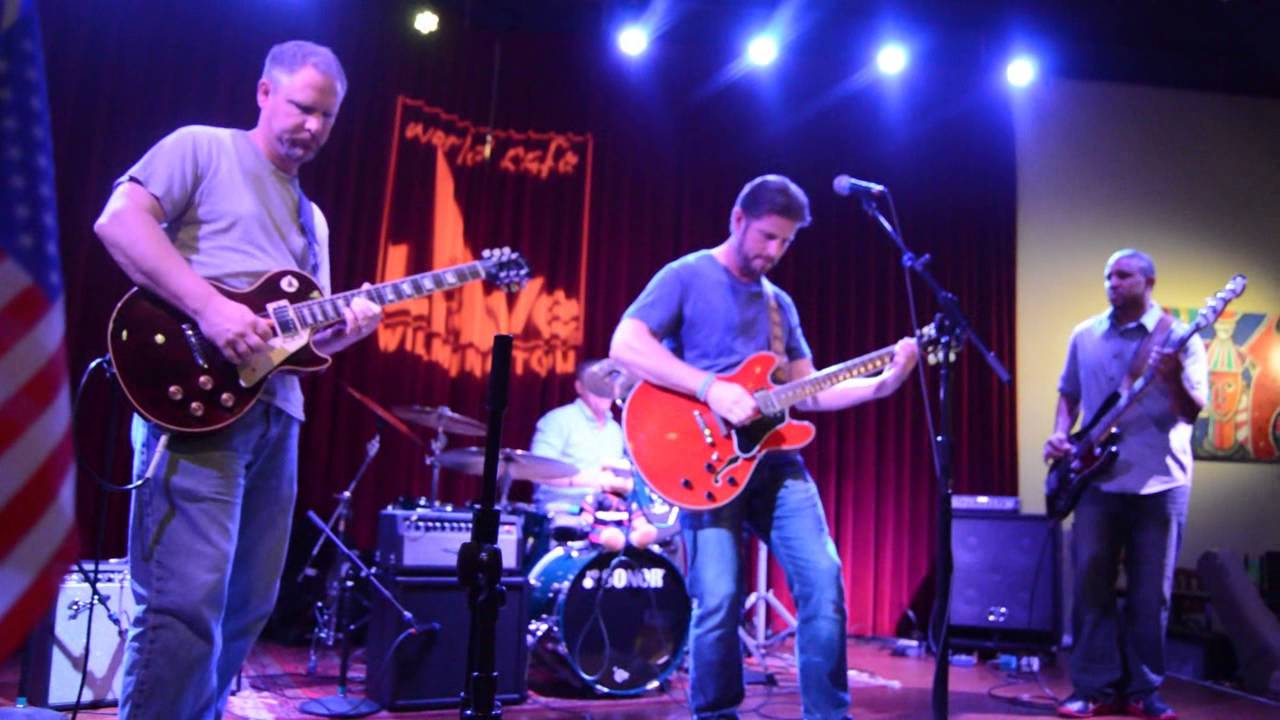 Jason Reed Band - "Ain't No Grave" World Cafe Live at the Queen - YouTube