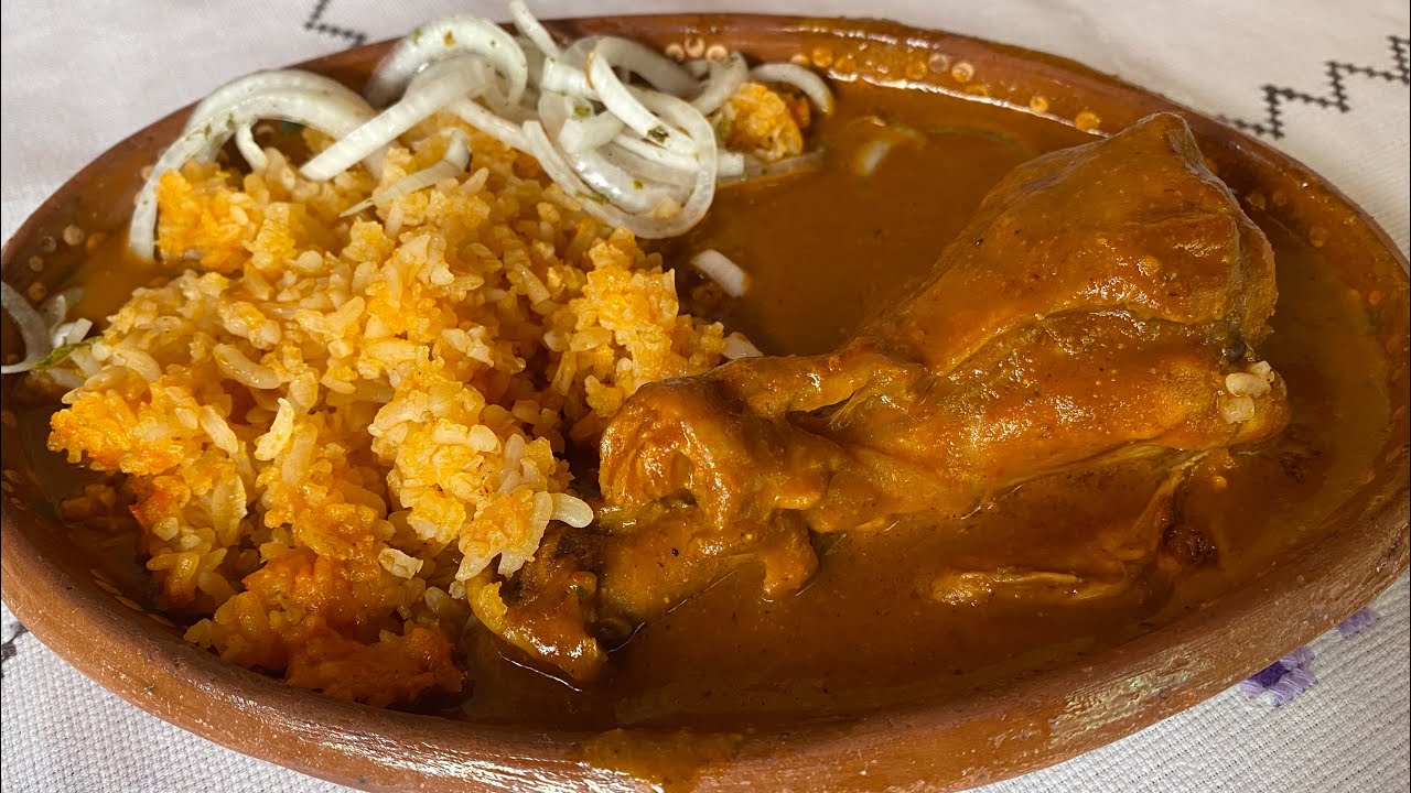 Mole Ranchero Con Sopa De Arroz Mi Ranchito Cocina Mexicana - YouTube