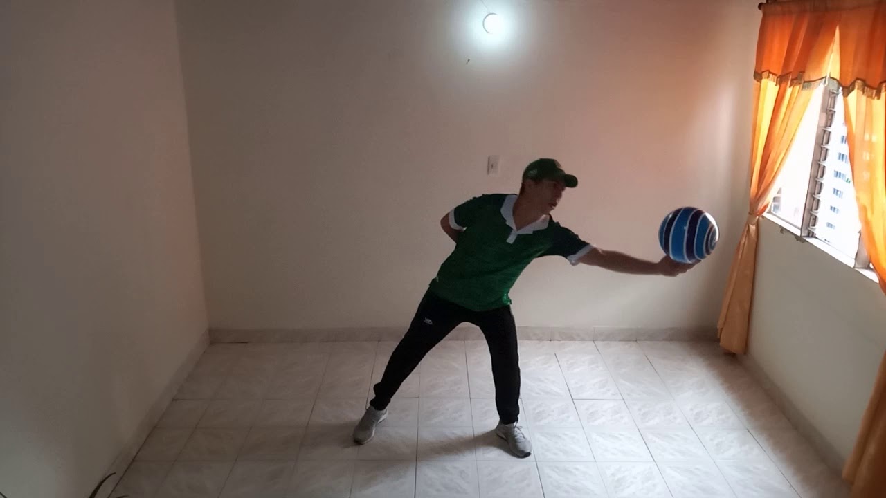 Physical Education Class about laterality (part 2/2) - YouTube