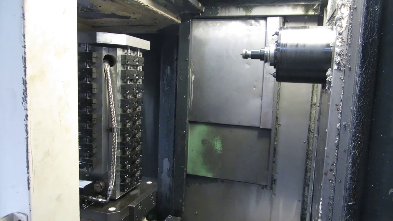 Makino A55 CNC Horizontal Machining Center - YouTube