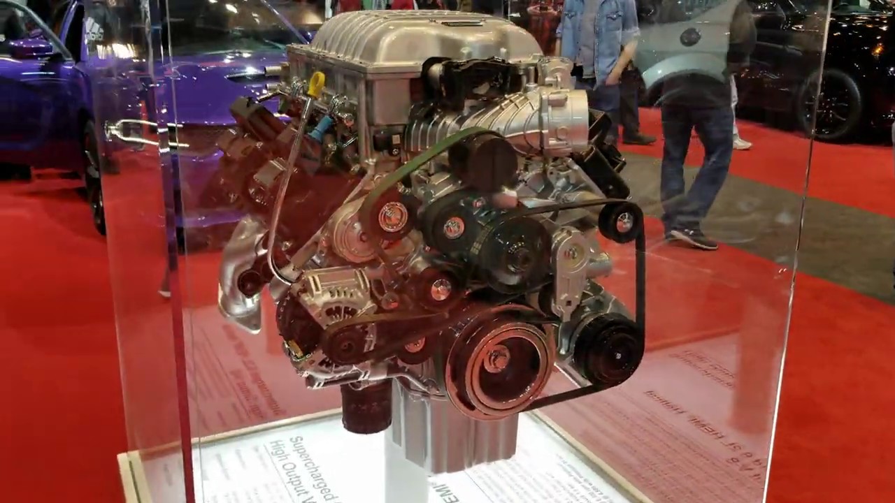Dodge Challenger SRT Hellcat Redeye V8 Engine Walkaround - Chicago Auto ...
