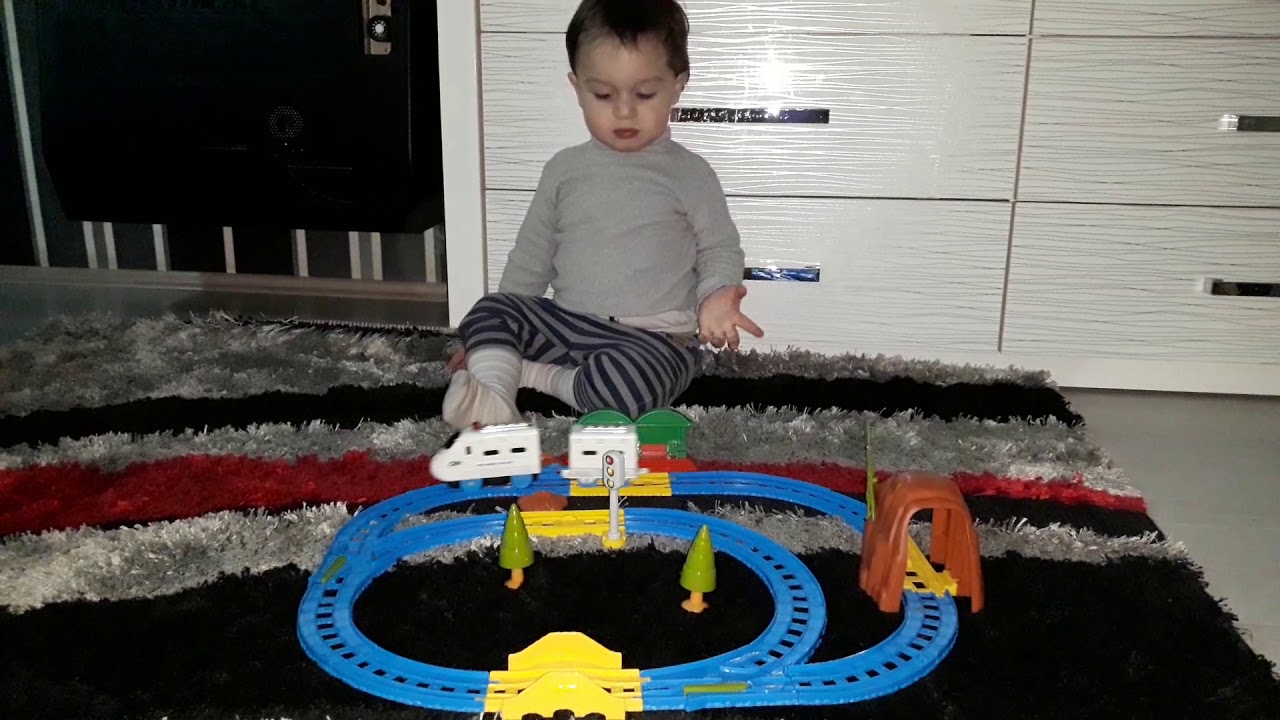 Aleqsandres matarebeli - YouTube