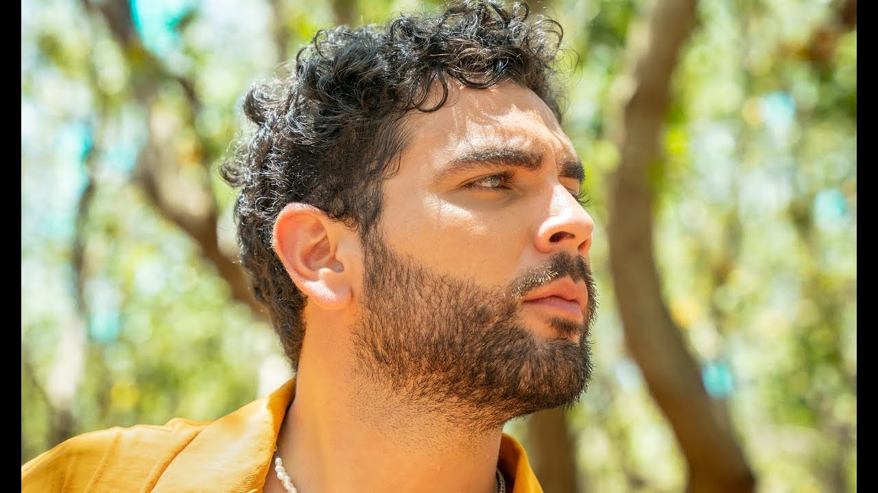 Andrés Julio - Quédate (Video Oficial) - YouTube