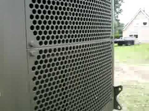 caterpillar 830m idling - YouTube