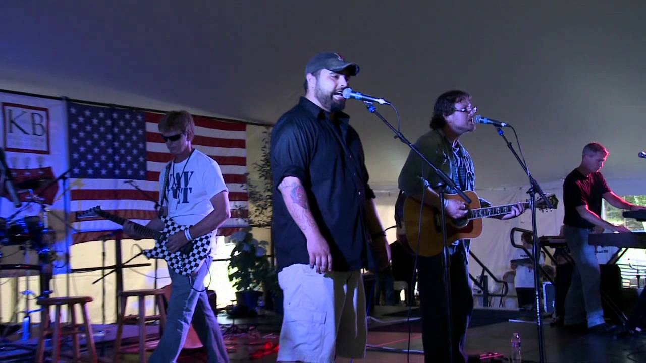 Sal 'Gonzo' Gonzalez - his song 'Heroes' with Little Memphis Band - YouTube