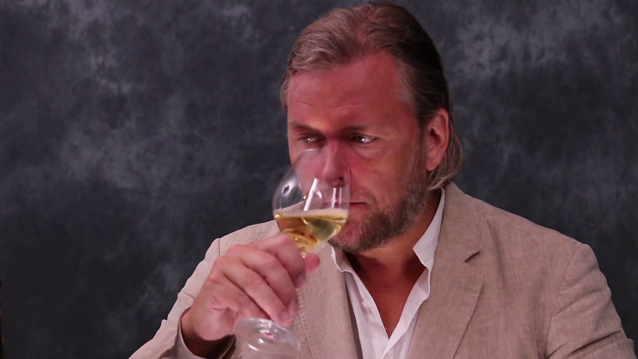Champagne Pascal Lallement NV - 1er Cru Brut FR - YouTube