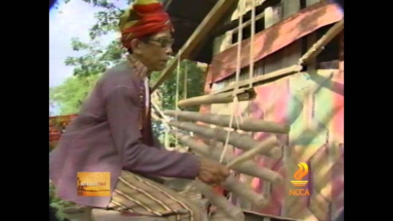 Uwang Ahadas_traditional music - YouTube