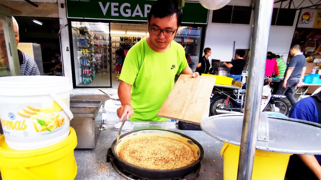 Charcoal Flame Apom Balik Ban Chan Kuih Farlim 2G Breakfast Penang ...