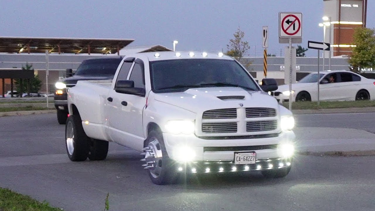 Dodge Cummins "White-out" Dually/ Custom/Tunned/Rolling coal - YouTube