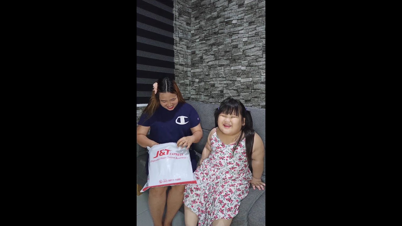 Unboxing Package from Sleepy Threads - YouTube