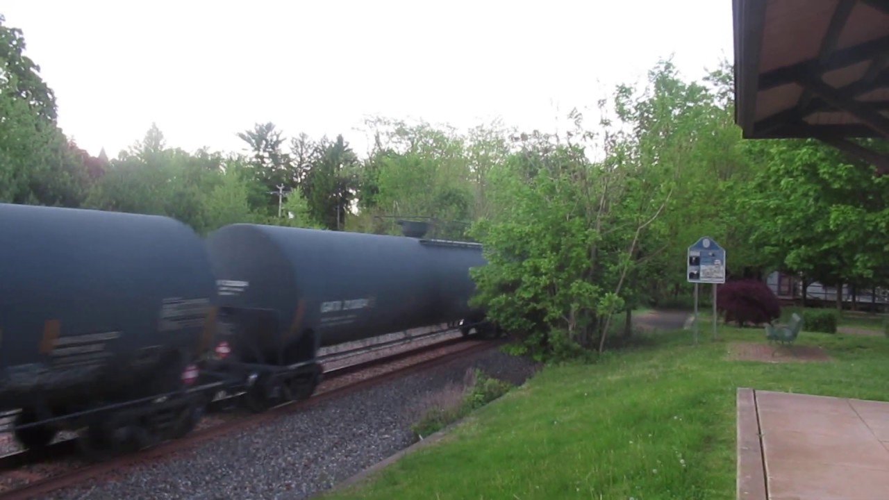 CSX Q403 With Well Cars at Hopewell, NJ - YouTube