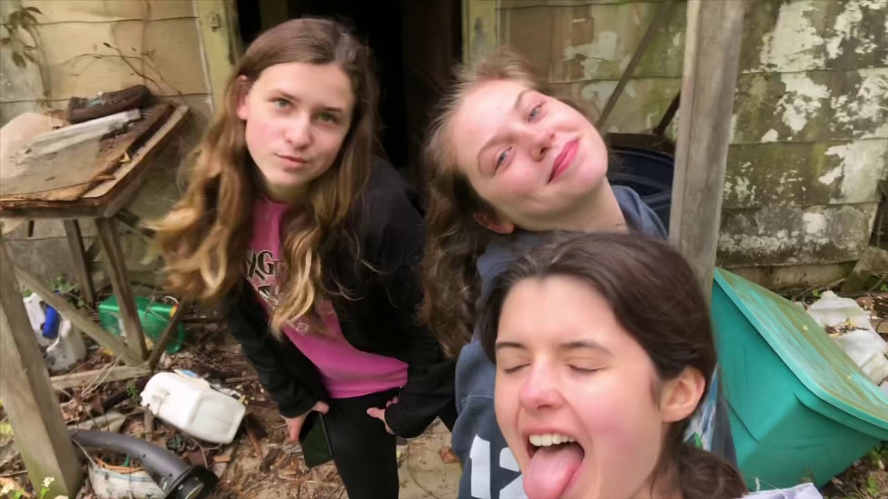 EXPLORING AN ABANDONED HOUSE?! WHAT WE FOUND IS SHOCKING! (vlog 2 ...