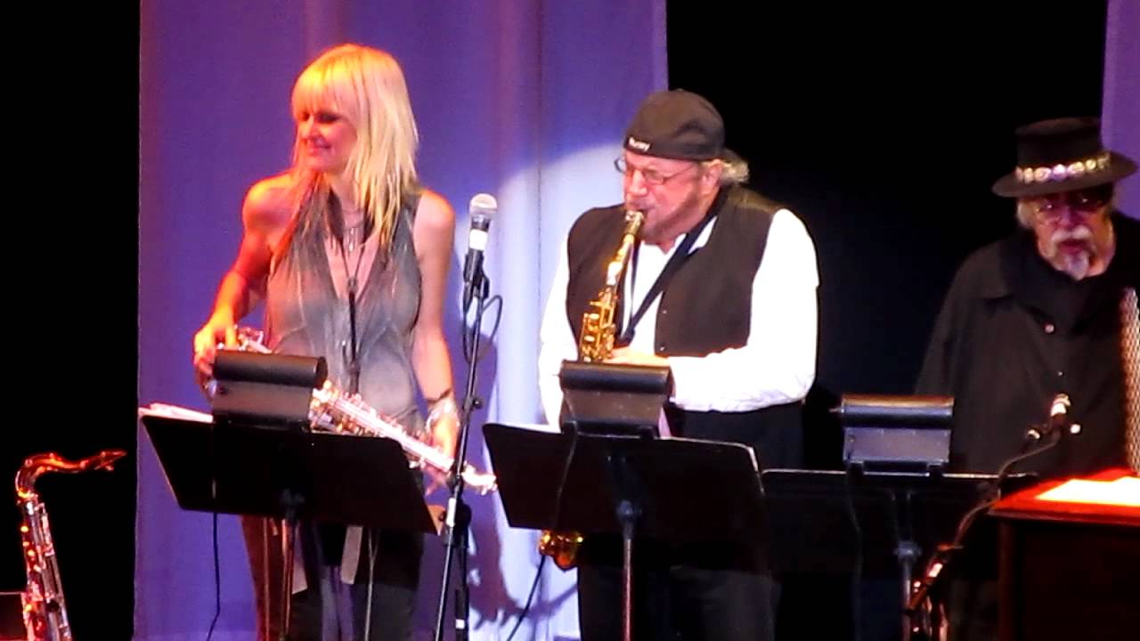 Bill Champlin w/Max Weinberg - Headed For The Top - YouTube