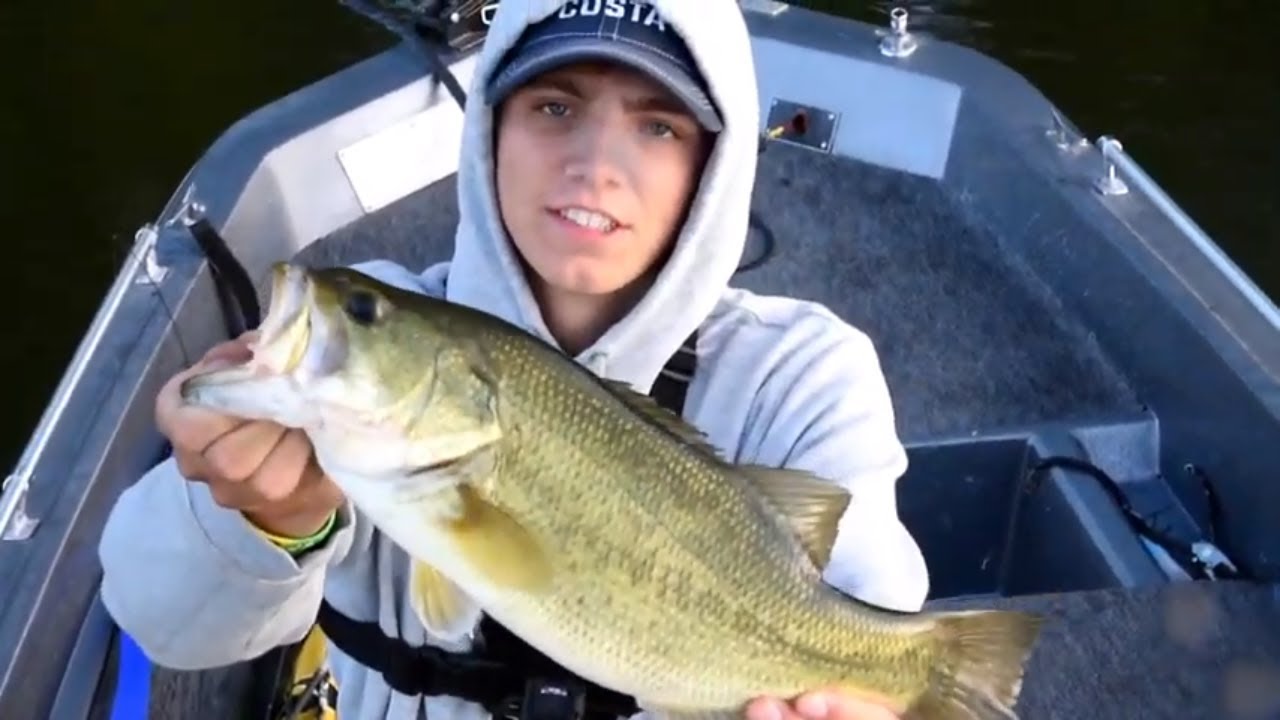 Bass Fishing Reeds Lake (most underrated lake in west Michigan) - YouTube