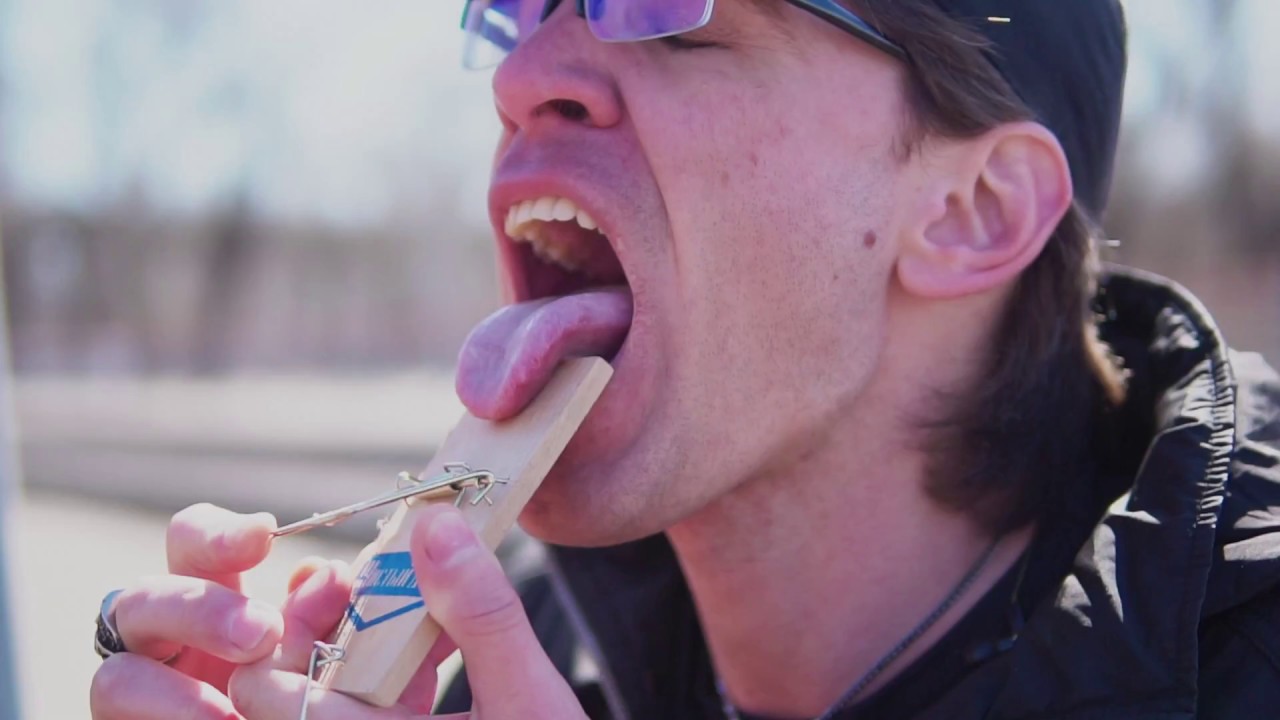 Mousetrap on the tongue / Jackass from Russia 2018 Challenges - YouTube