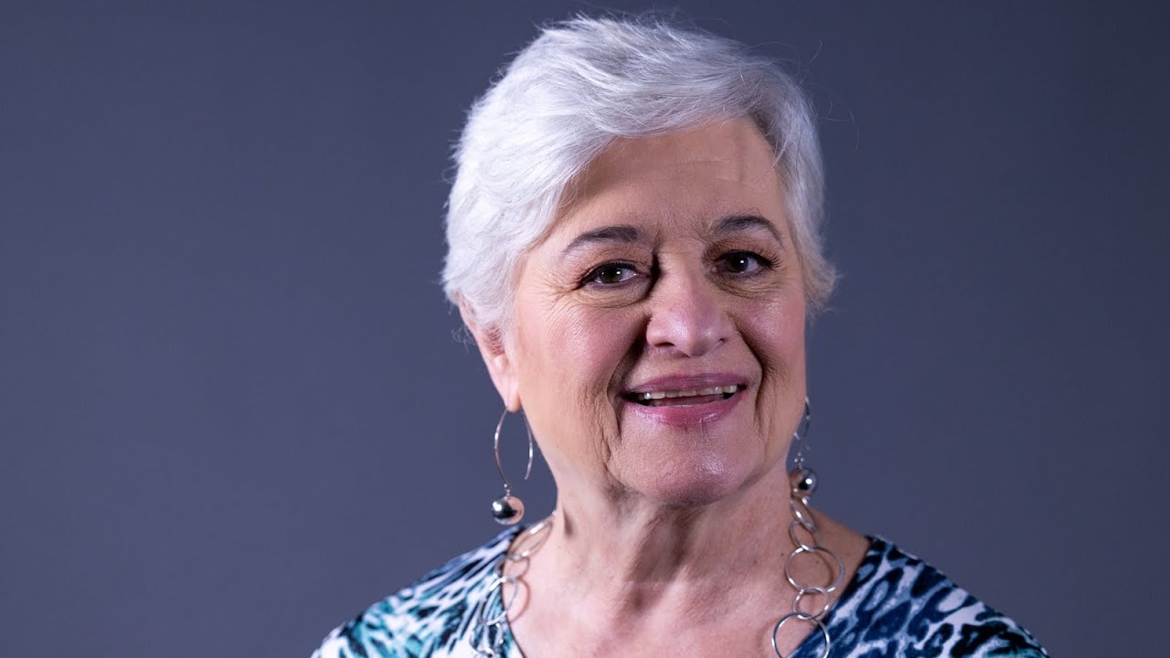 Sharon Riley rinde tributo musical a Sylvia Rexach - YouTube