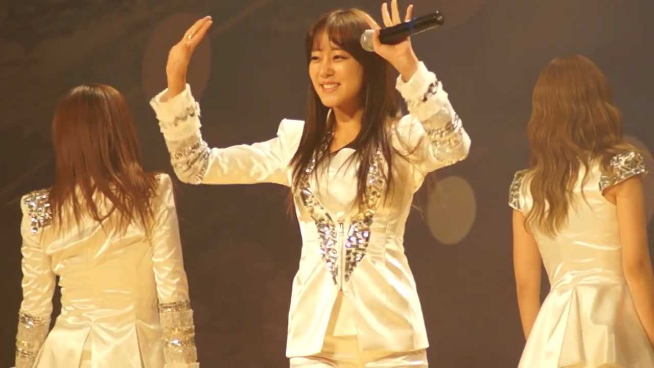 [직캠]121117.부산.YESDEX.2012.레인보우.01.To Me.by.BBooinG~ - YouTube
