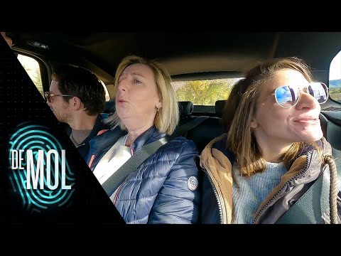 Niet op tv: Leïla (en Conny) verbazen met hun zangtalent | De Mol ...