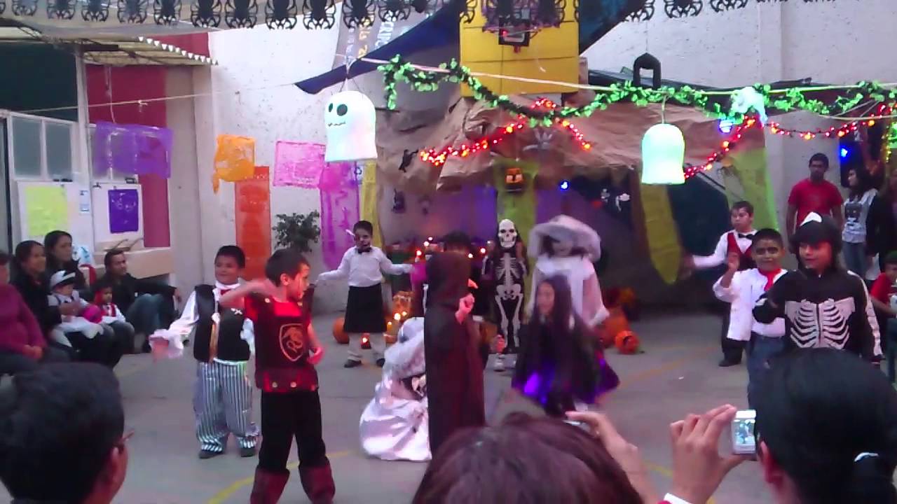 Rodri bailando longe moco - YouTube