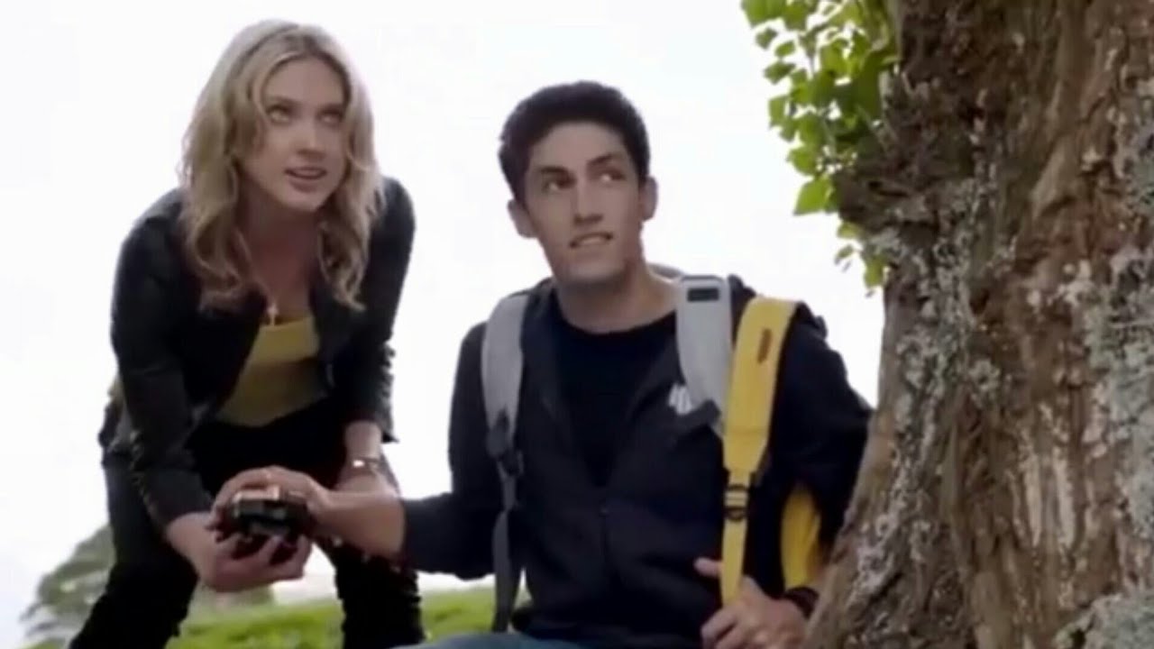 Jake e Gia vão salva as Pessoas Dublado | Power Rangers Megaforce - YouTube