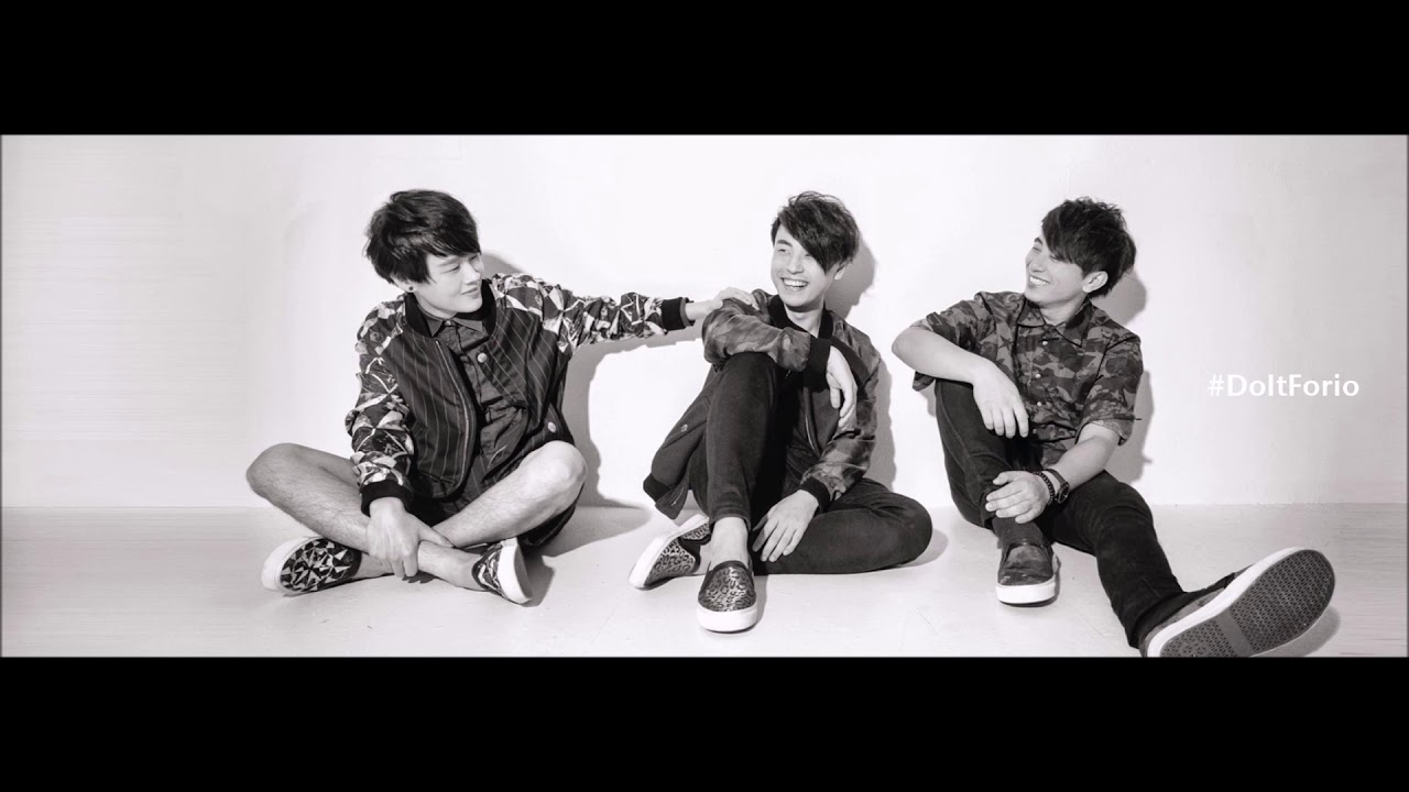 io樂團 - History - YouTube