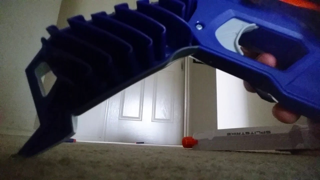 Nerf gun: splitstrike - YouTube
