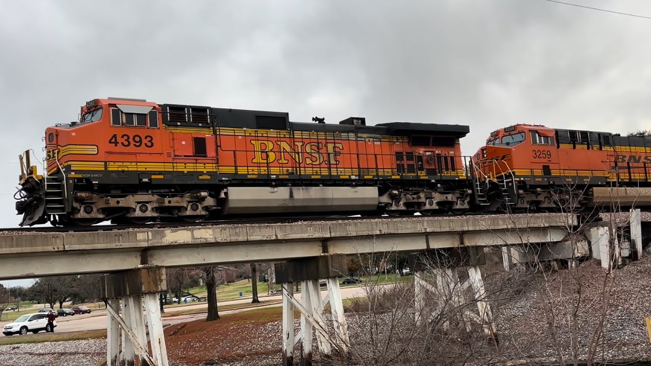 BNSF 6934 - Carrollton, TX (December 28, 2024) #bnsf - YouTube