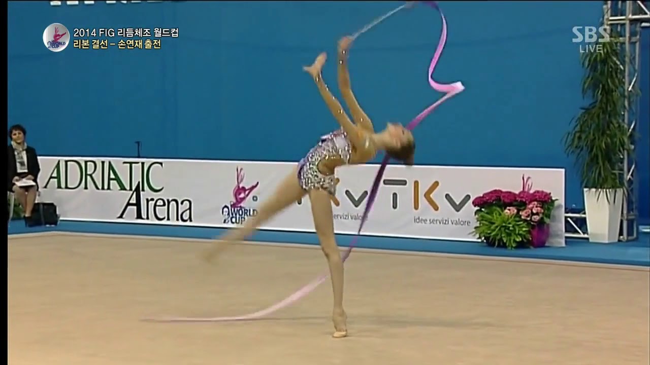 Maria Titova 2014 World Cup Pesaro EF ribbon - YouTube