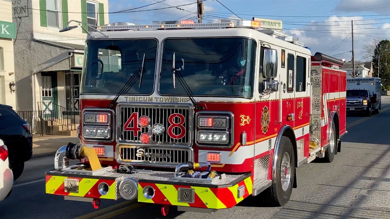Tinicum Fire Engine 48 Responding Screaming Q & Horn - YouTube