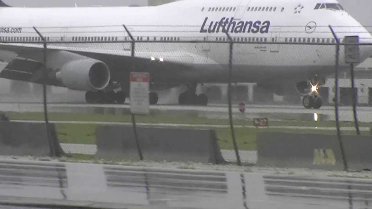 Lufthansa 747 Landing Miami FL USA - YouTube