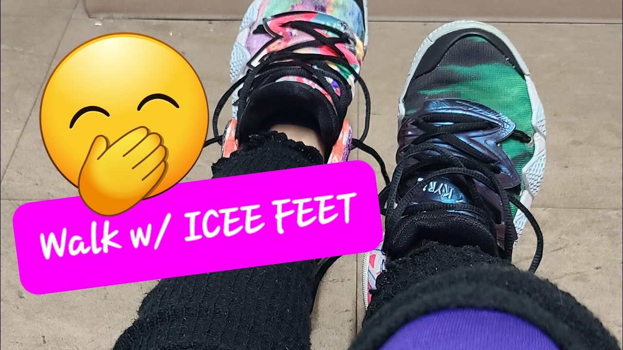 🔴 IRL : ICEE FEET Somewhere in Tokyo #irl #justchatting #legs - YouTube