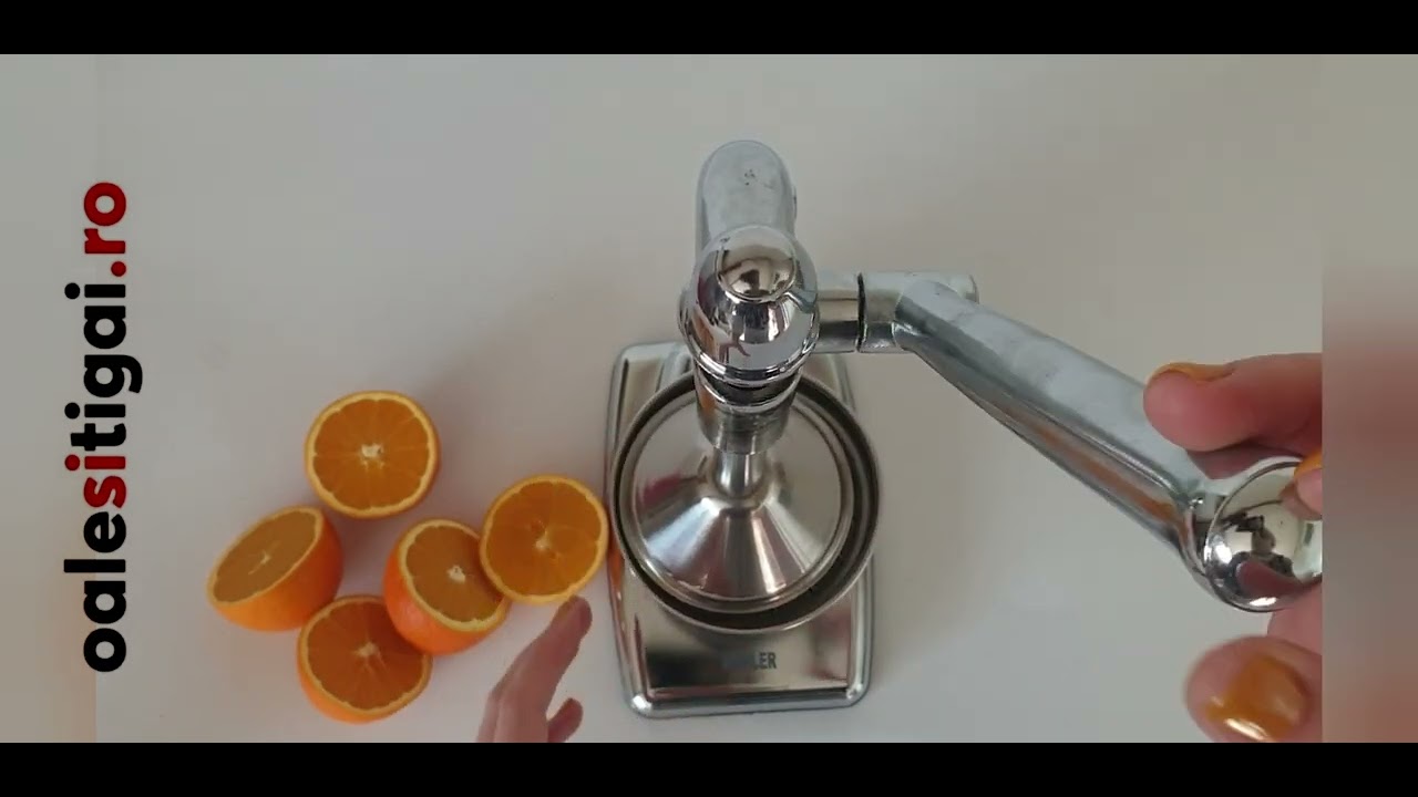 Storcător de fructe manual! - YouTube