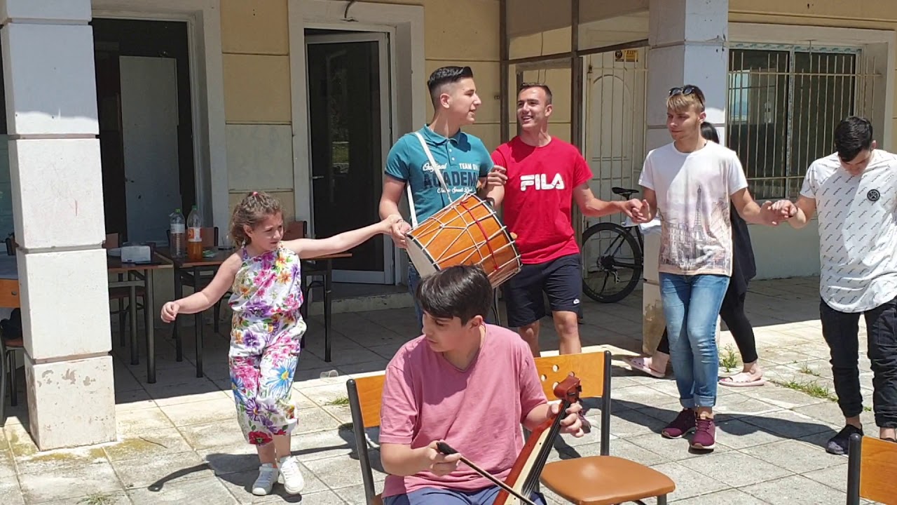 Η νεολαία του Κιλκίς Πατρίδαμ χορεύει ΤΙΚΙΑ ΚΑΡΣ - YouTube