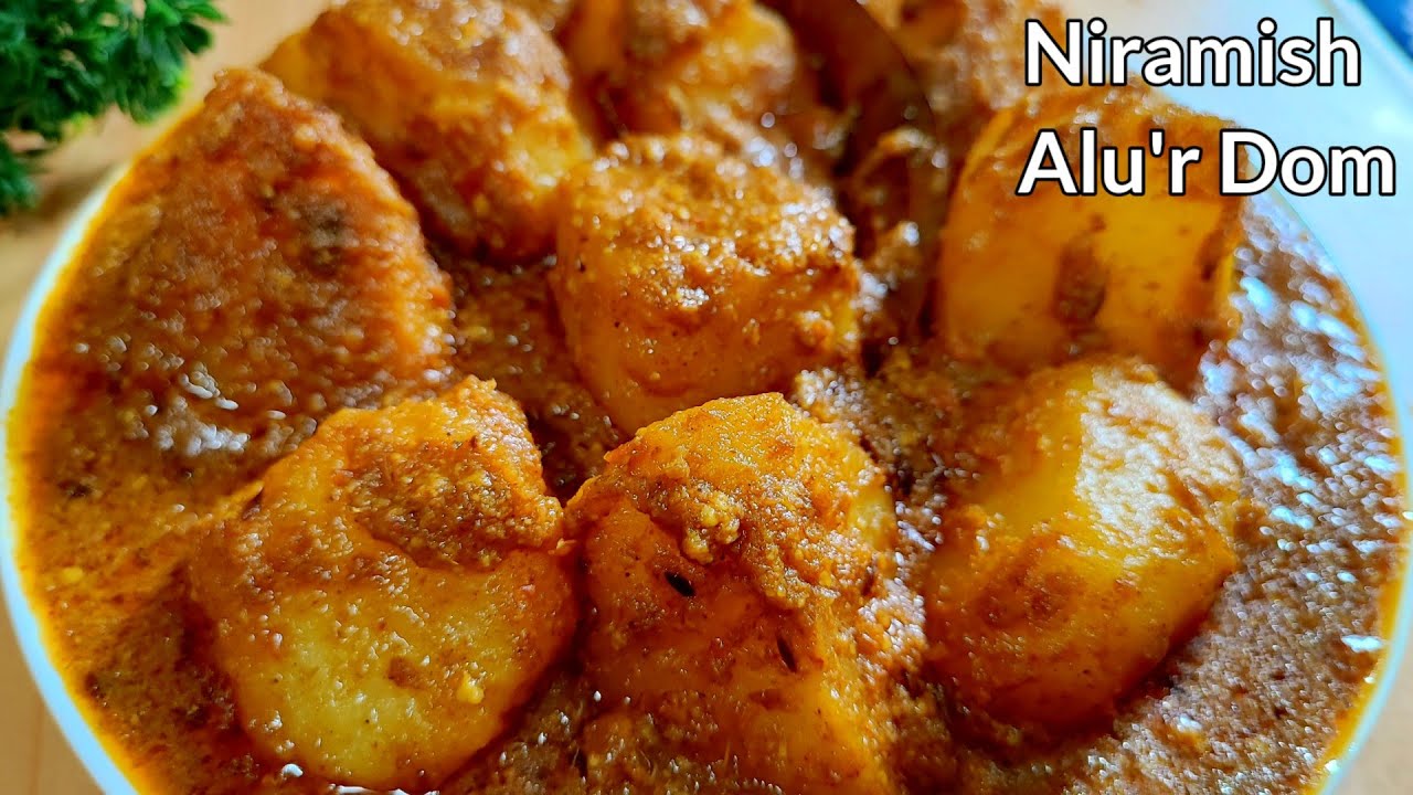 Niramish Alur Dom Bengali Recipe | Dum Aloo Recipe Without Onion ...