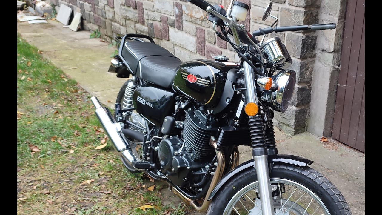 Jawa 650 SOHC - Pár dalších poznatků a jak to je s tím pravým zrcátkem ...