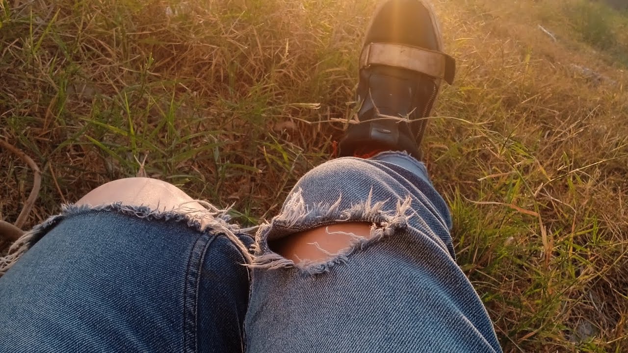 Floor collapsing Floating, bouncing back .And one day I am gonna grow ...