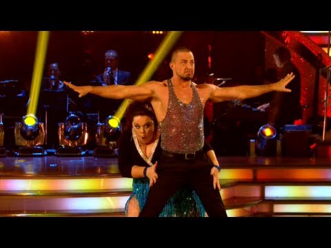 Lisa Riley & Robin Windsor Cha Cha to 'Think' - Strictly Come Dancing 2012 - Week 1 - BBC