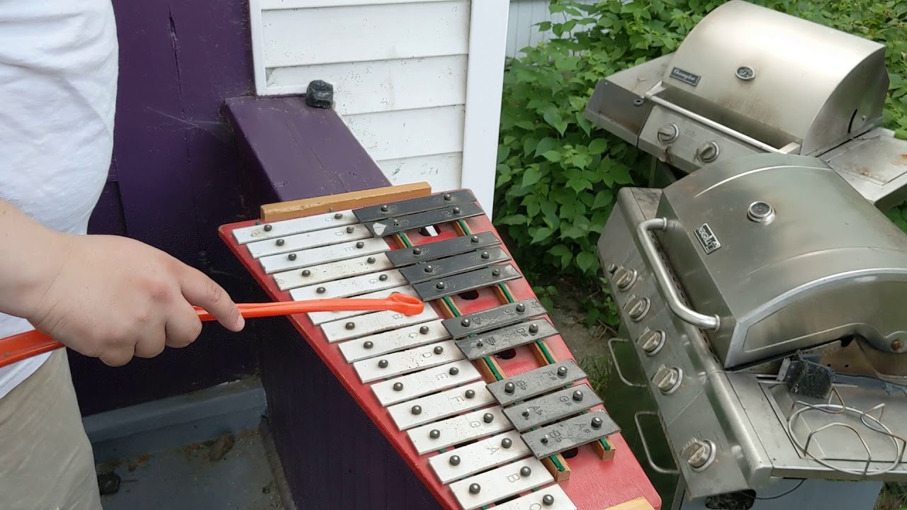 Mario on xylophone! - YouTube