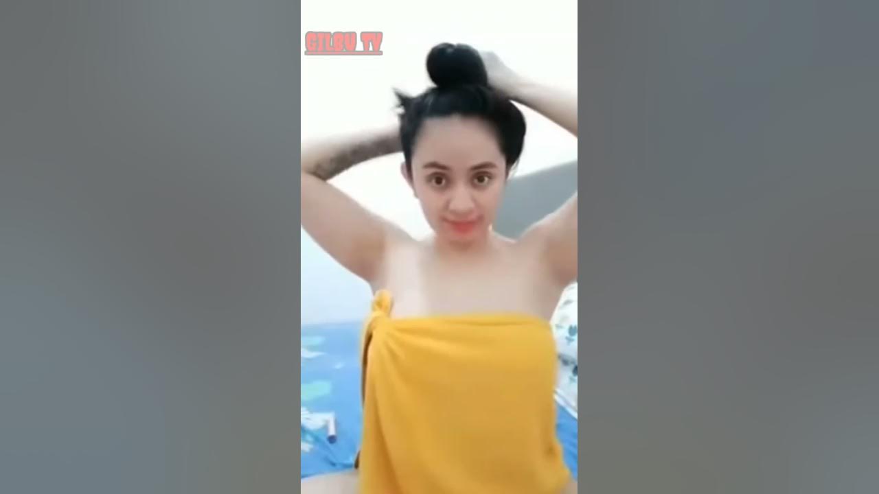 Bigo live pemersatu bangsa (Kimaya Agatha sexy banget pake handuk kuning) - YouTube