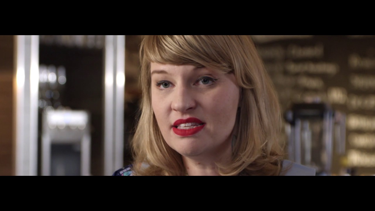 Molly Wellmann on Vitamix - YouTube