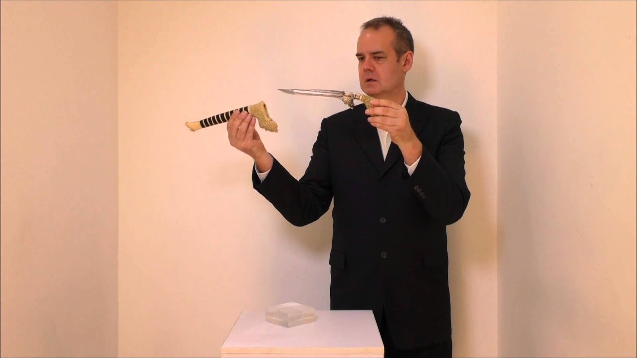 Very Fine, Rare Sumatran Horn & Silver Tumbok Lada Dagger - YouTube