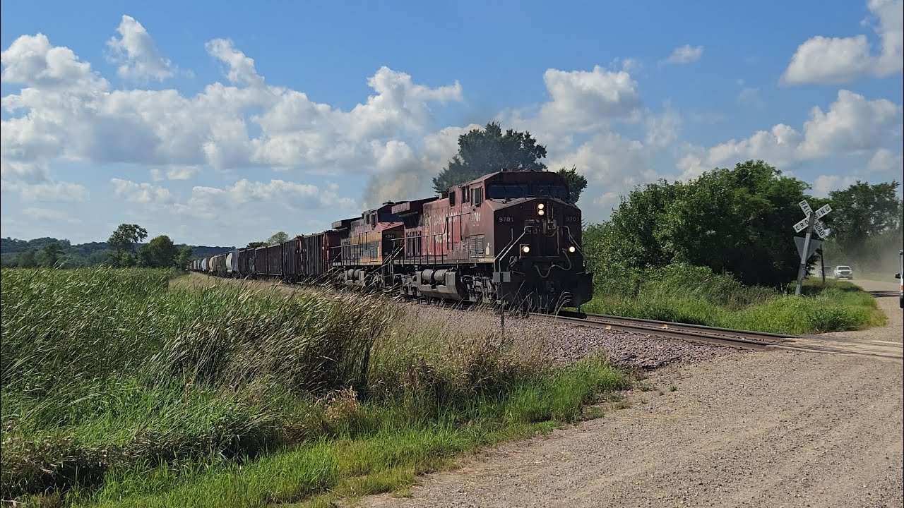 CPKC train heading eastbound at Judson Fort Road, Judson, MN (August 21 ...